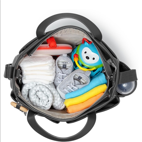 Skip Hop | Bags | Skip Hop Greenwich Diaper Bag With Changing Pad ...